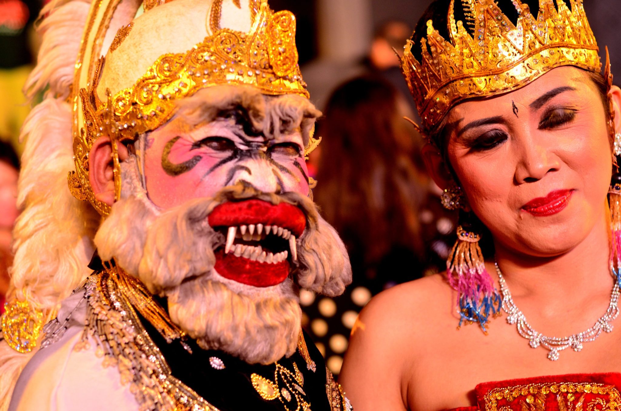 Traditional Indonesian dance shows and cultural performances