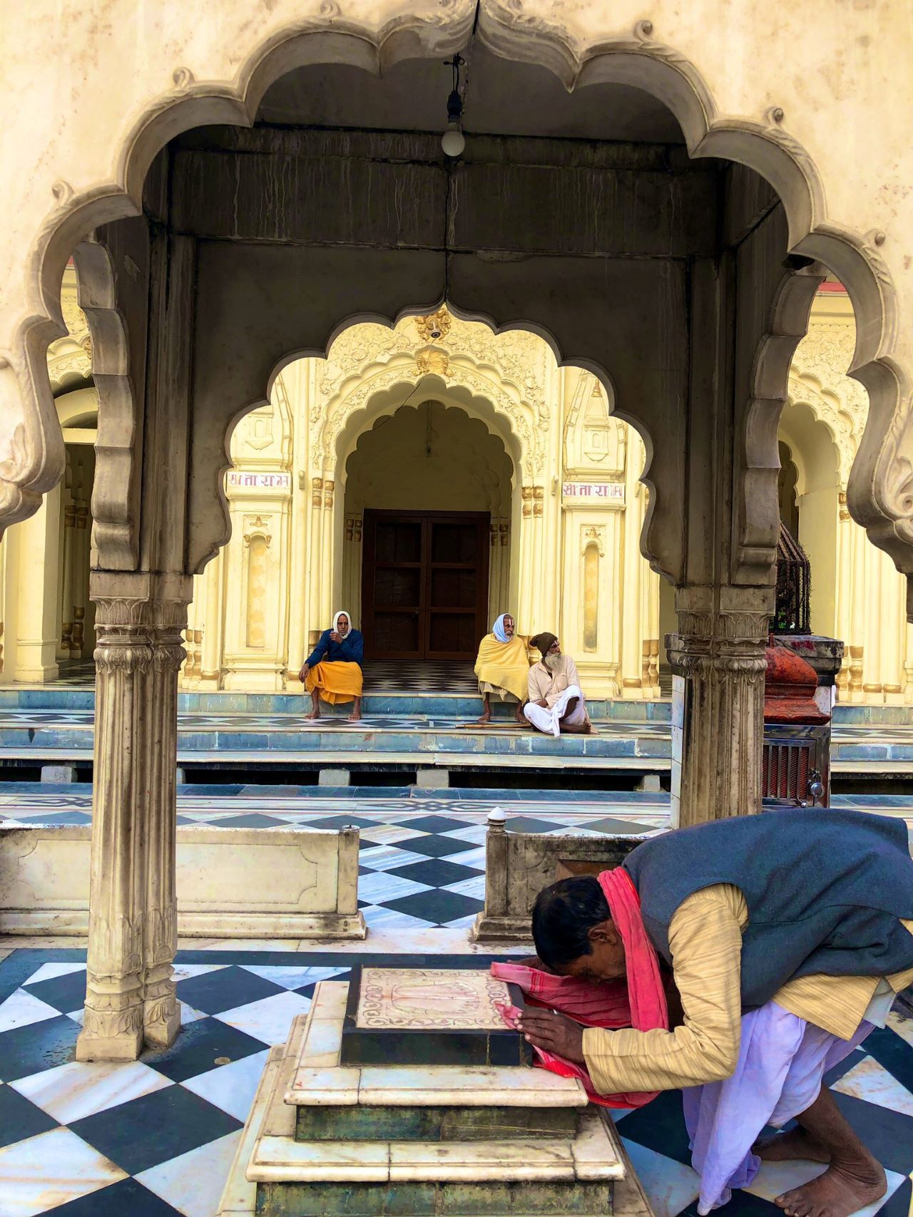 Ayodhya sightseeing and places to visit in Ayodhya