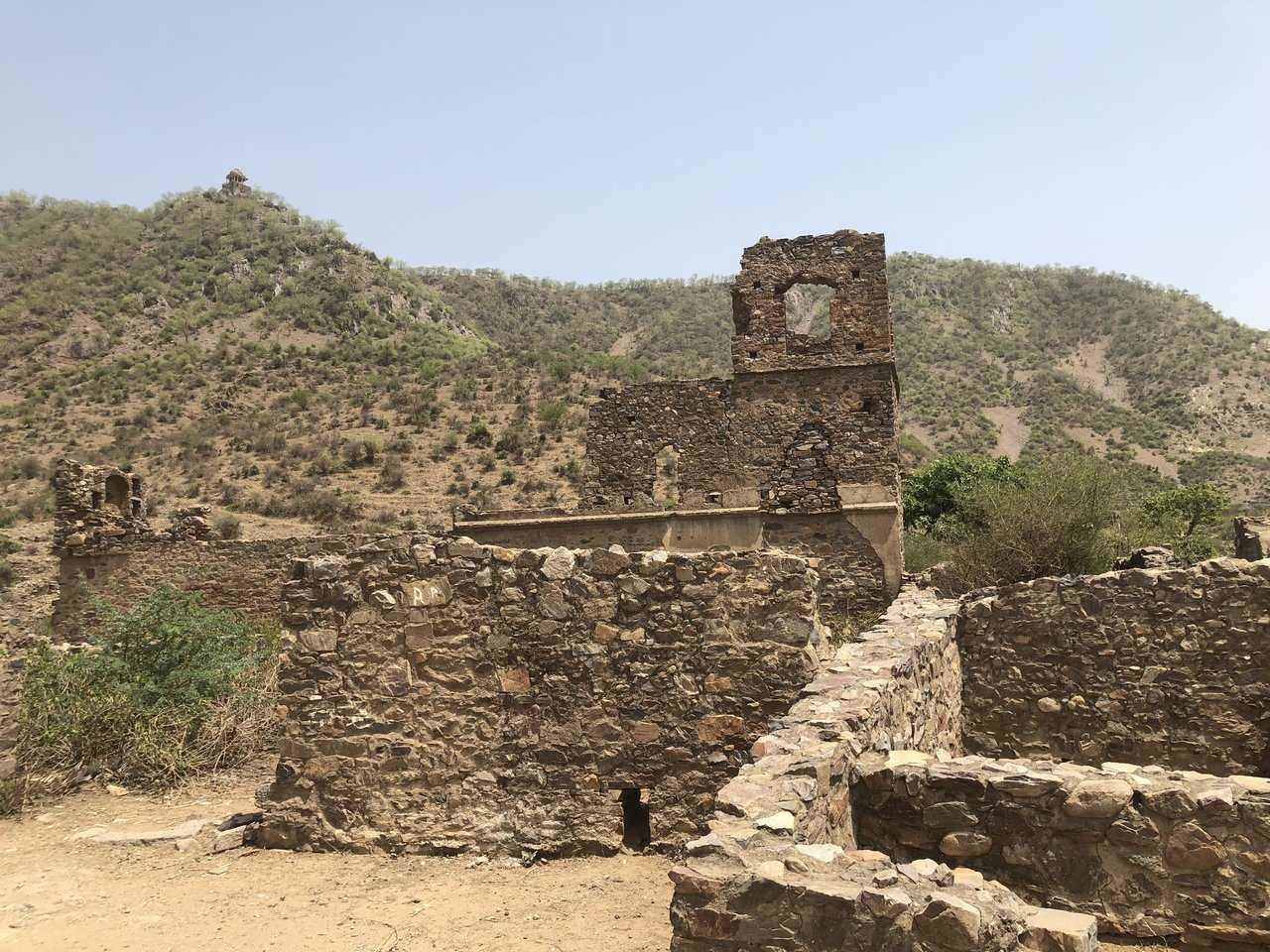 Bhangarh Fort Rajasthan - One of the most haunted ghost towns in India.