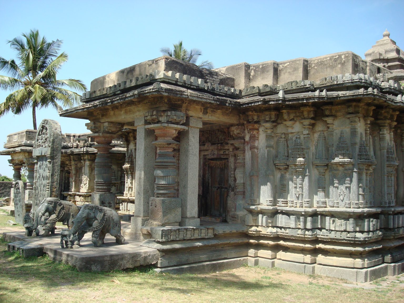 Twin Hoysala Temples of Marale and Mosale - Hoysala Temples near Hassan
