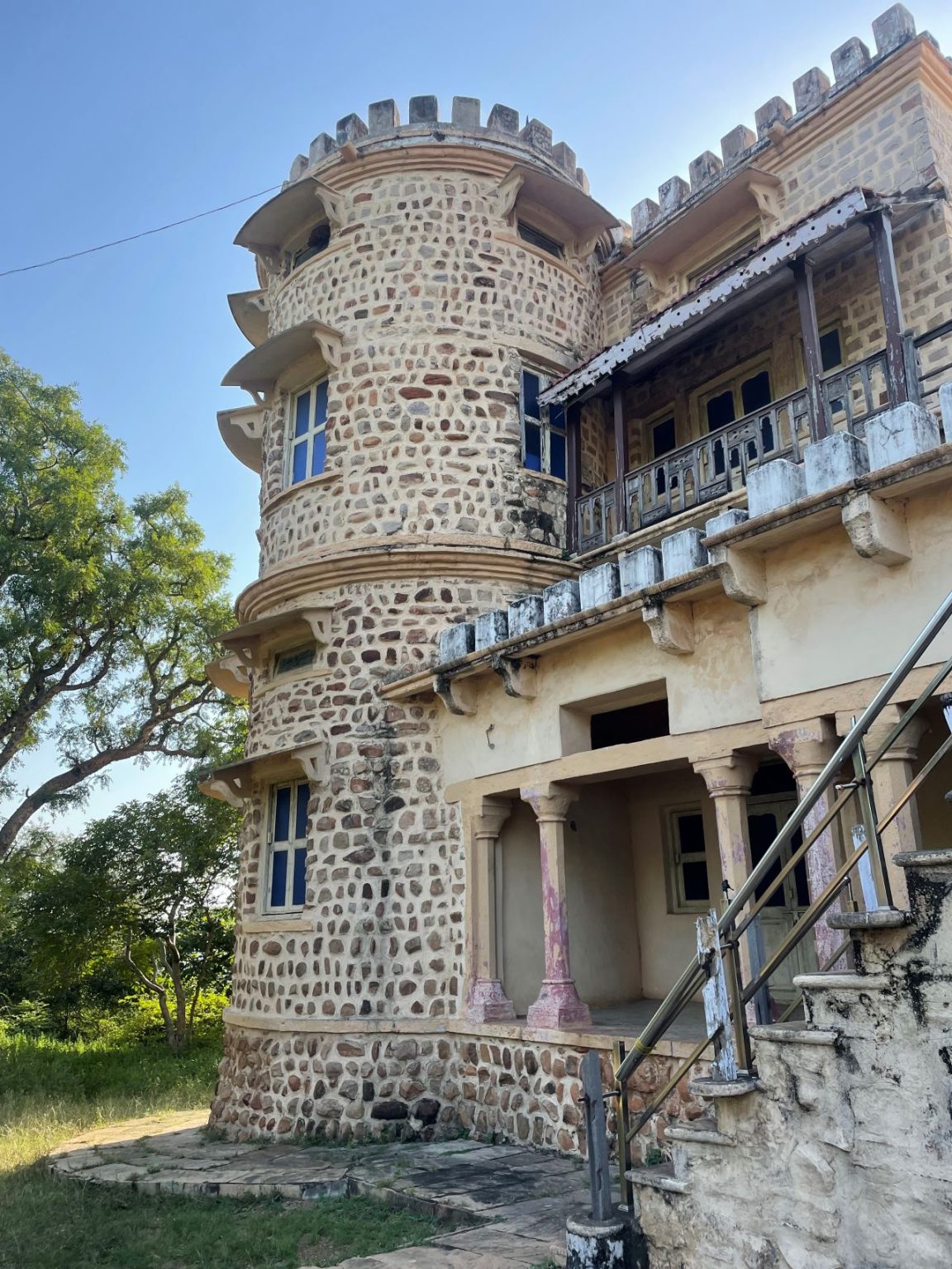 Places to see around Gwalior - Temples in Morena to Datia Palace